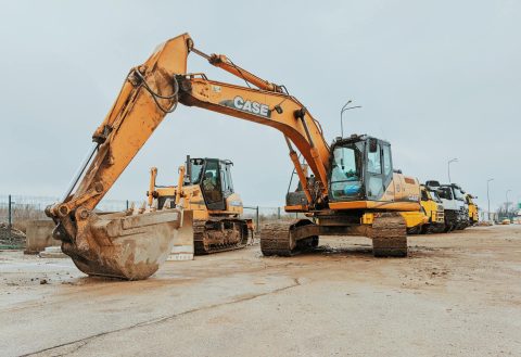 Yellow Machinery Rentals - Heavy Equipment for Mining